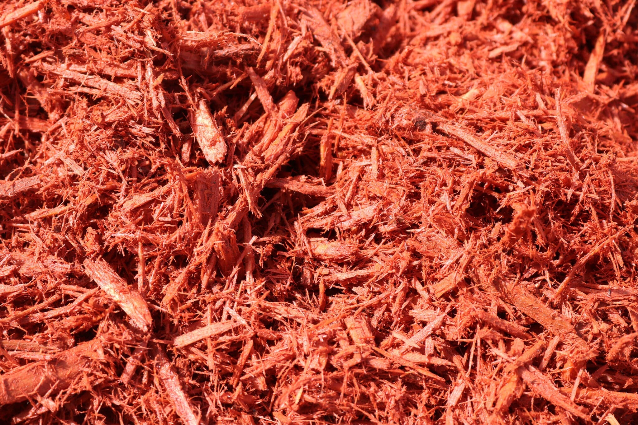 Colored Platinum Mulch – Red | Nursery Supply Co.